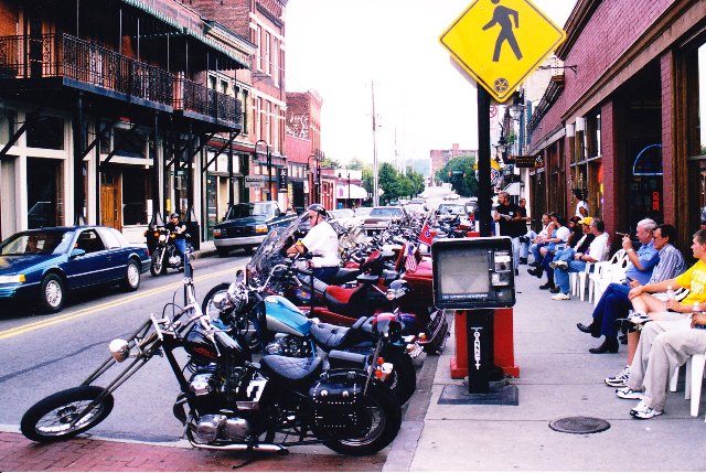 THE HISTORY OF BIKER RAGS – BIKER RAGS